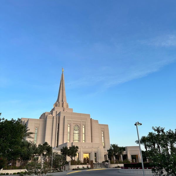 Gilbert Arizona Temple - 3301 S Greenfield Rd