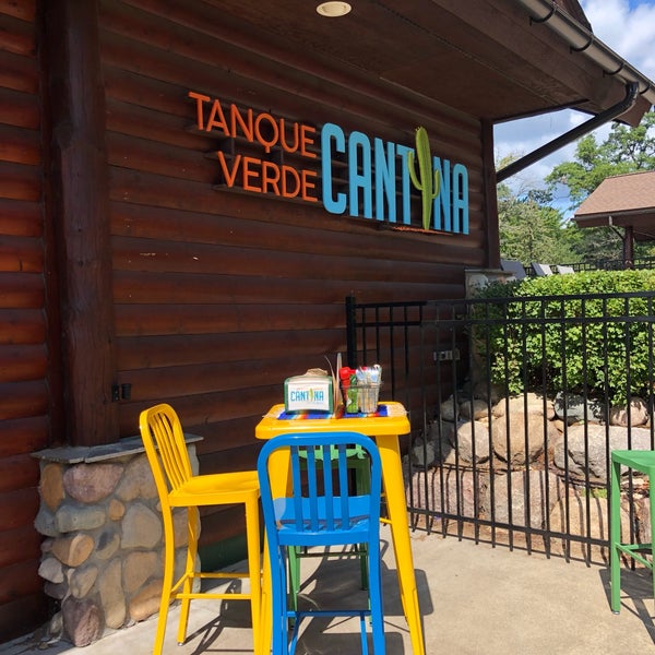 Tanque Verde Cantina - Beach Bar