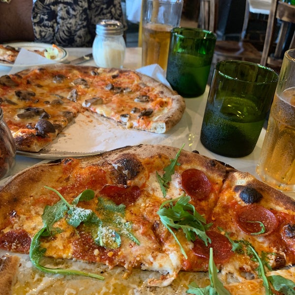 Harry's Pizzeria - Pizzeria in Miami