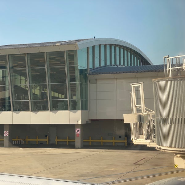 Gate B12 - 1 tip from 491 visitors