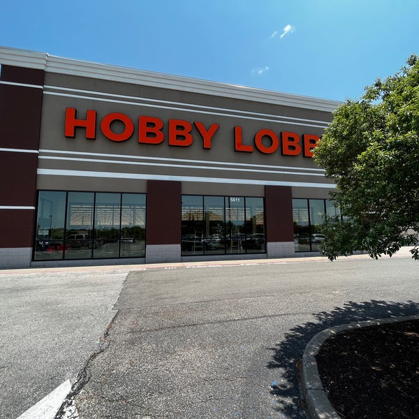 Hobby Lobby - 5611 Elmore Ave