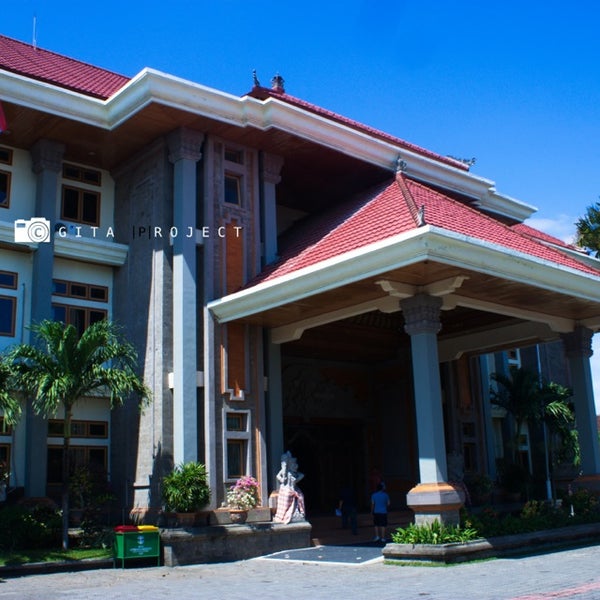 FourSMA ( SMA Negeri 4 Denpasar ) - Denpasar, Bali