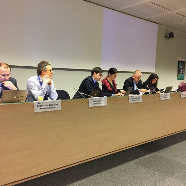 European Commission - BU25 - DG CNECT - 5 tips from 785 visitors