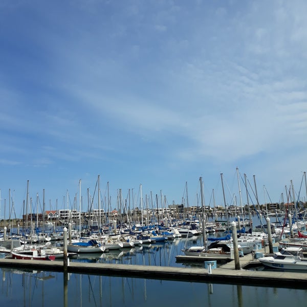 Sailmaster Tavern - North Haven - 10 tips from 121 visitors