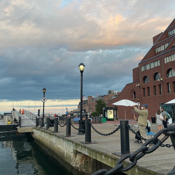 Boston Harborwalk - Waterfront - 12 tips from 3212 visitors