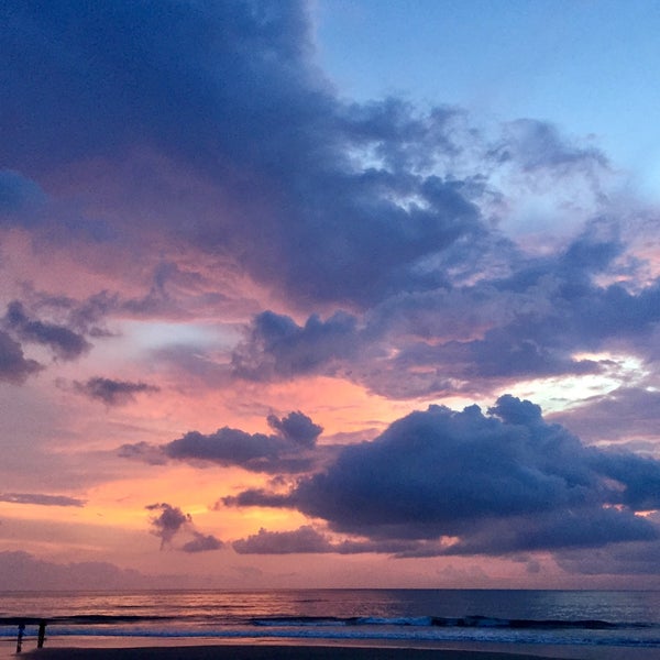 Pantai Petitenget - 47 tips