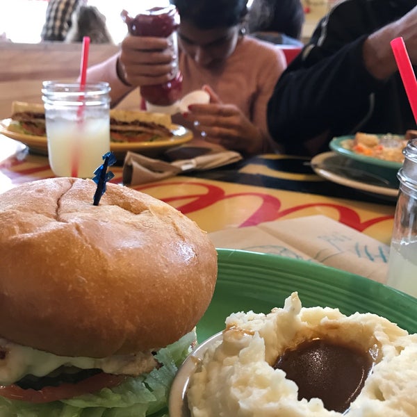 Red Tractor Cafe (Now Closed) - Dublin, CA