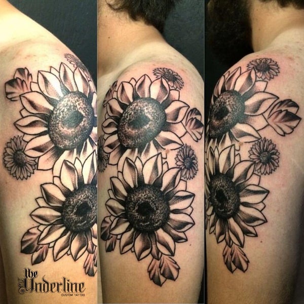 Photos at Underline Custom Tattoo - Tattoo Parlor