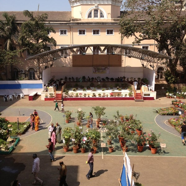 Veermata Jijabai Technological Institute (VJTI) - H Mahajani Marg