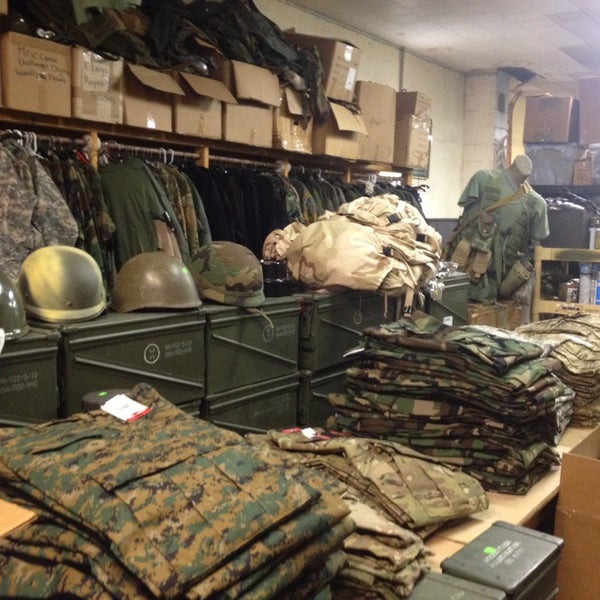 The old grouch military surplus - Clyde, NC