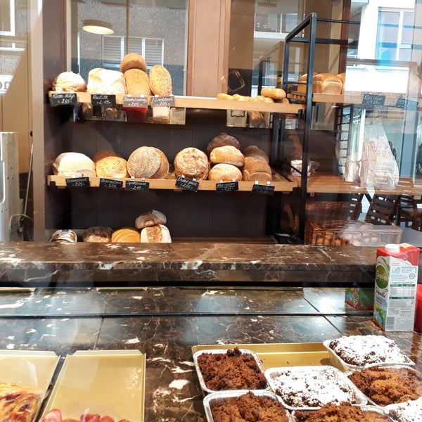 AD Delhaize Bakkerij - 477 visitors