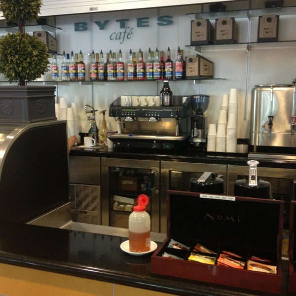 Bytes Café - Café in Stanford