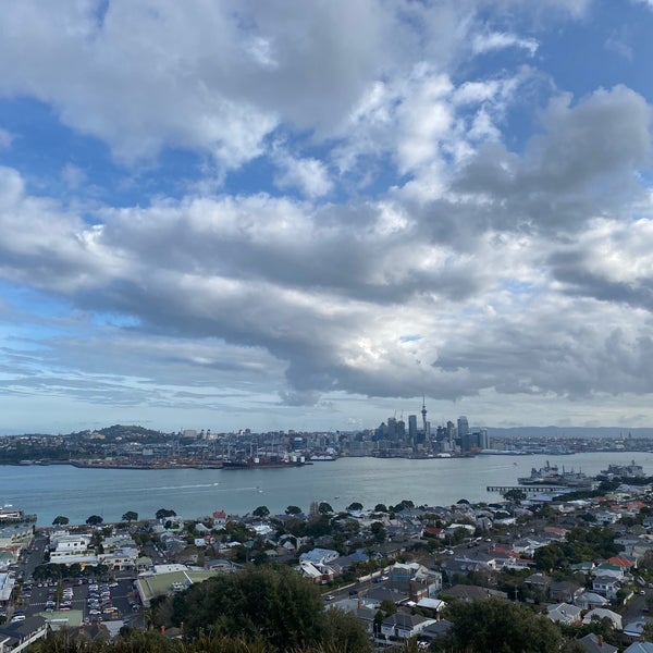 Mount Victoria Reserve - Scenic Lookout in Devonport