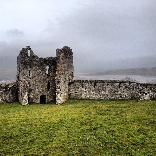 Llansteffan Castle - Llansteffan, Carmarthenshire