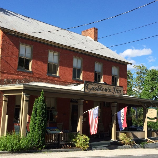 Cashtown Inn - Bed and Breakfast
