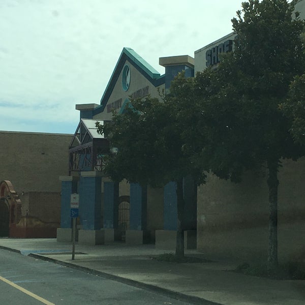 Walnut Square Mall - 816 Walnut Square Blvd