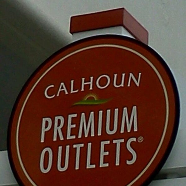Calhoun Outlet Marketplace - 455 Belwood Rd