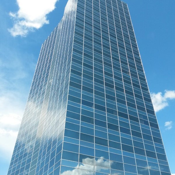 Santander Tower - Office in Central Business District