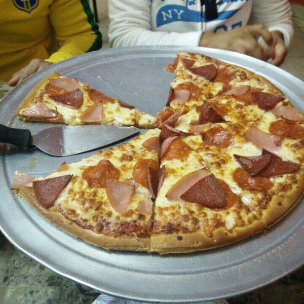 Rafaelos Pizzeria - Pizzeria