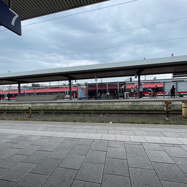 Gleis 6/7 - Mitte - Bahnhofsplatz 9