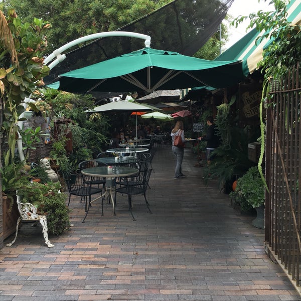 Back Street Restaurant - Sandwich Spot in Riverside