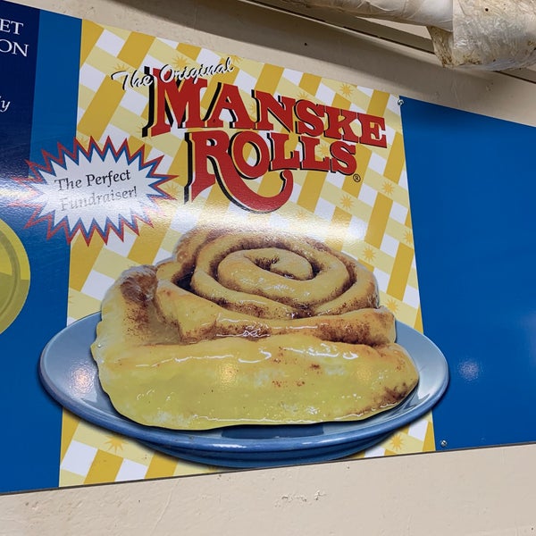 Gil's Broiler & Manske Roll Bakery - Downtown San Marcos - 328 N LBJ Dr