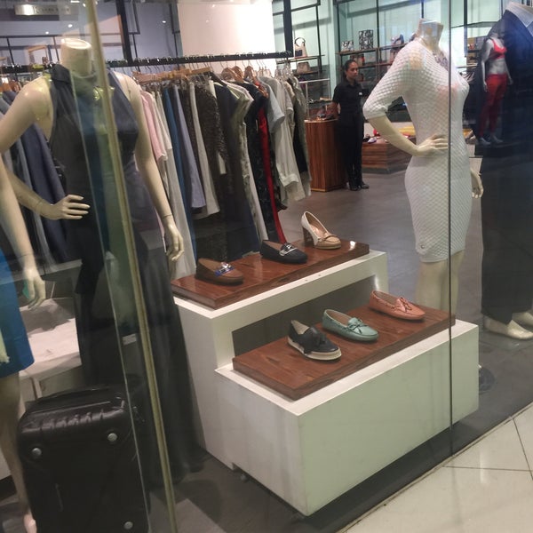 158 Designers' Blvd. - Bagumbayan - 2 tips