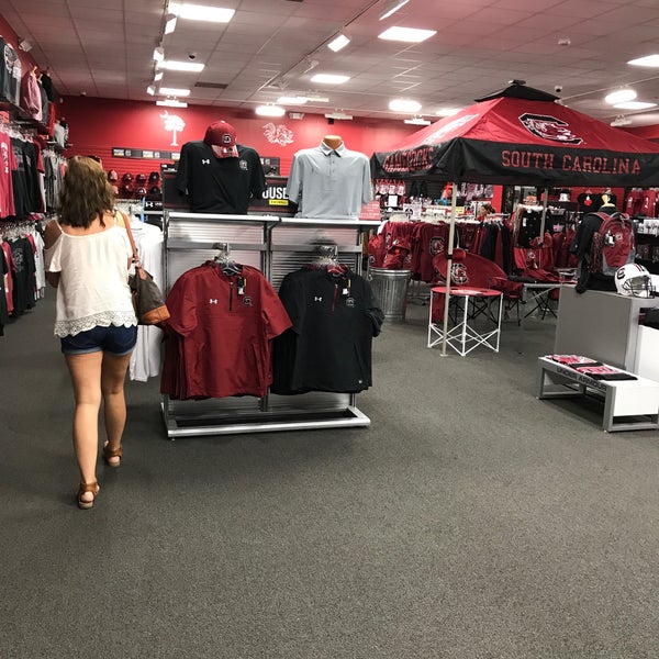 Garnet and Black Traditions - Clothing Store