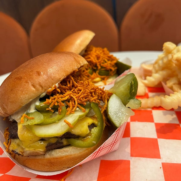 Mini Mott - Logan Square - 10 tips from 474 visitors