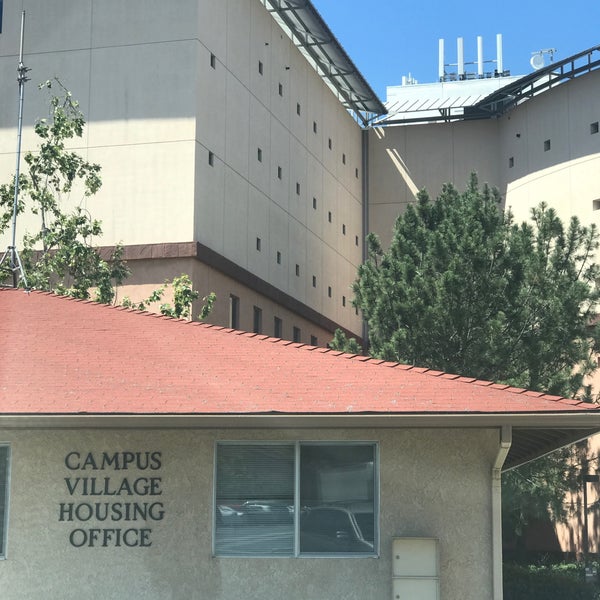 Science Library - University of California-Irvine - Irvine, CA