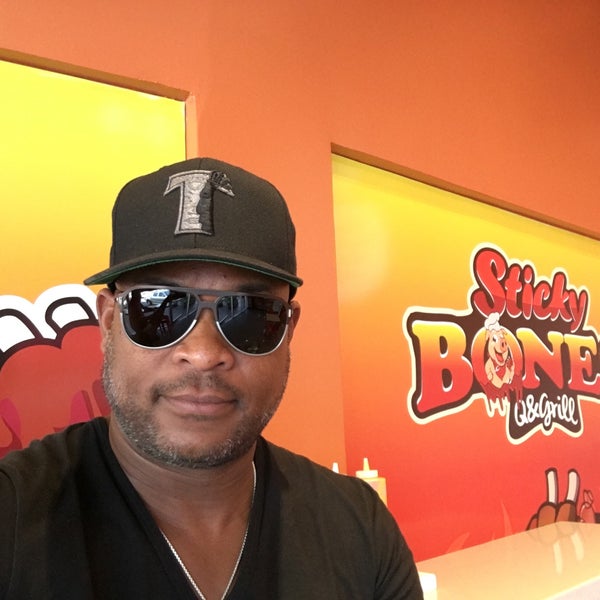 Sticky Bones - 23 visitors