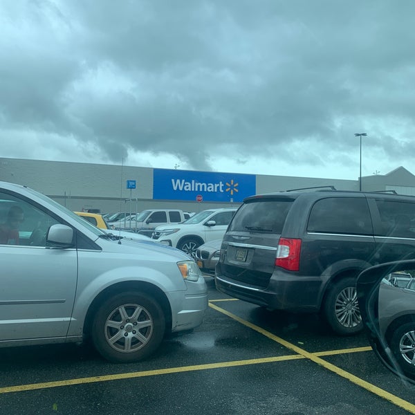 Walmart Supercenter - 14 tips from 1157 visitors