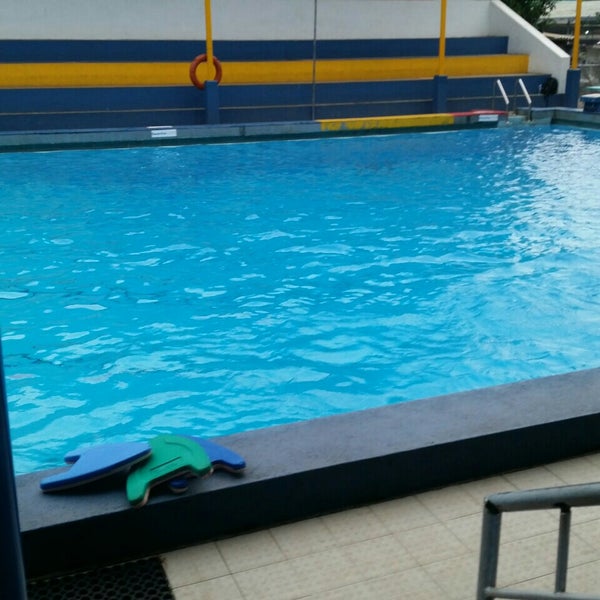 Photos at Royal College Swimming Pool - 4 tips