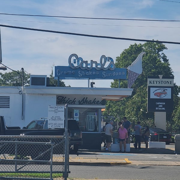 Carls Ice Cream Ice Cream Parlor In Fredericksburg