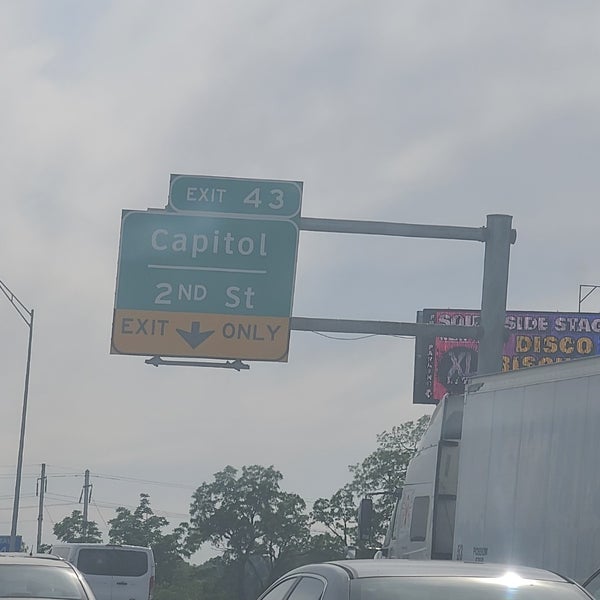 I 83 Exit 43 (Second St) - 56 visitors