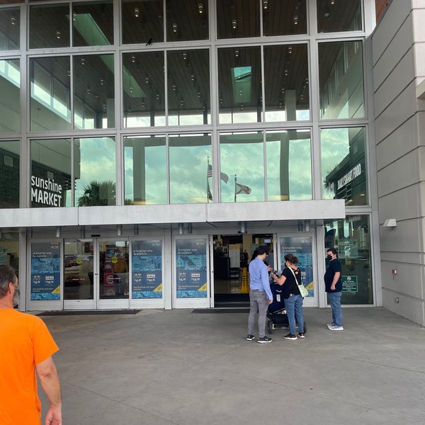 Photos at Port St. Lucie / Fort Pierce Service Plaza - Rest Area in St ...