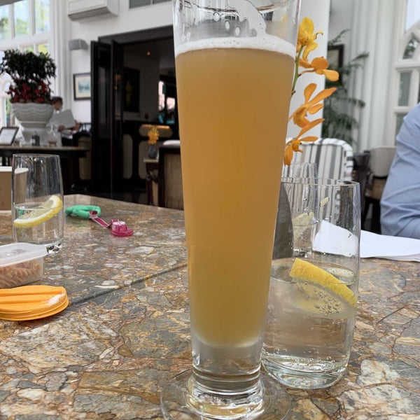 Le Club - Sofitel Legend Metropole Hotel