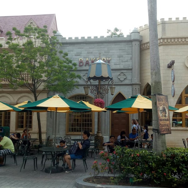 Goldilocks @ USS - Café in Singapore