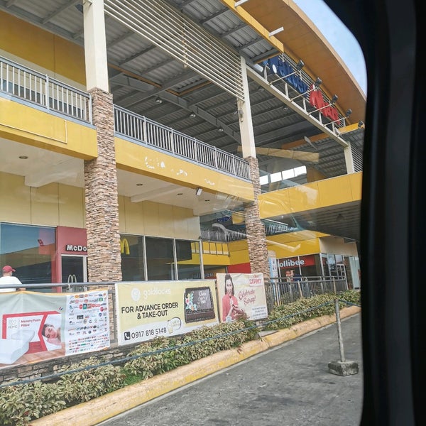 Waltermart Supermarket - City of Tanauan, Batangas