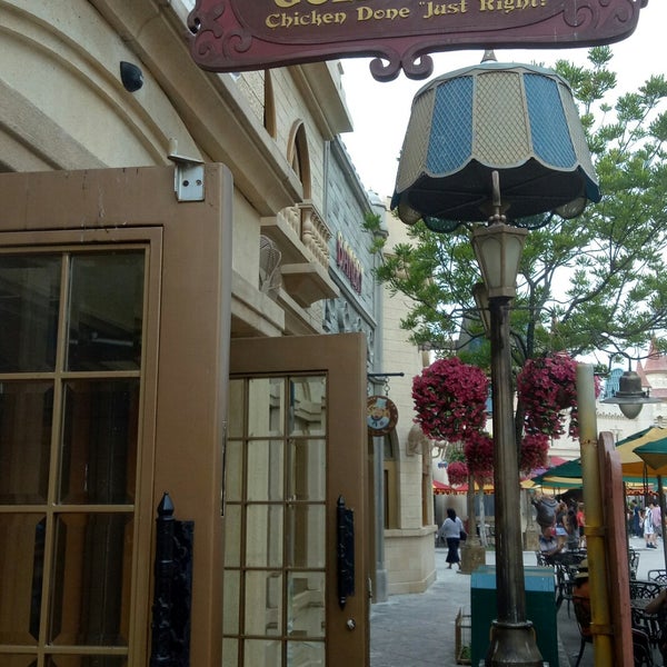 Goldilocks @ USS - Café in Singapore