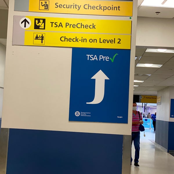TSA Security Checkpoint C3 - Airport Service in Newark