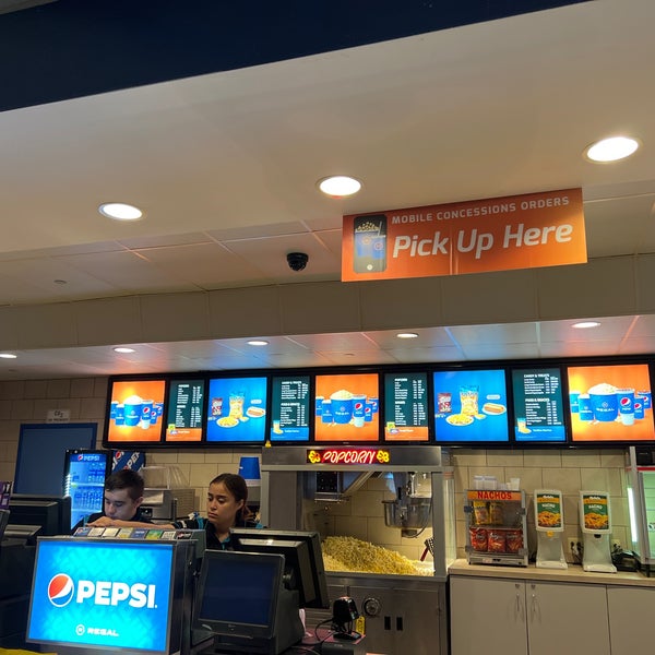 Photos at Regal Hamilton Commons - 39 tips from 3524 visitors