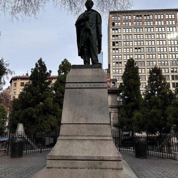 Statues Union Square New York