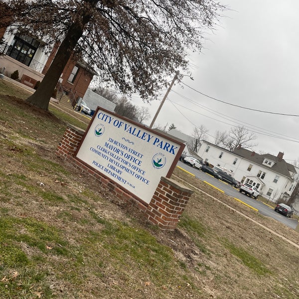 US Post Office - Post Office in Valley Park