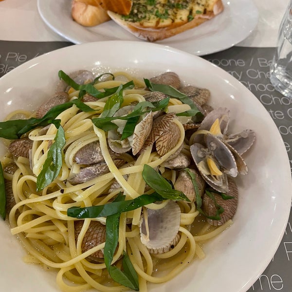 Alexis - Bistro in Mid Valley City