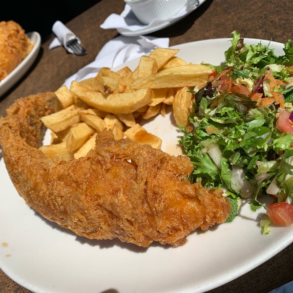 Golden Chippy - Fish & Chips Shop in London