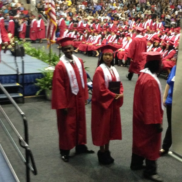 Photos at Ellis Davis Fieldhouse - Southwest Dallas - 3 tips from 279 ...