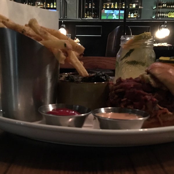 Due South - Navy Yard - 25 tips from 1249 visitors