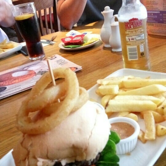 The Elms - Pub in Lutterworth