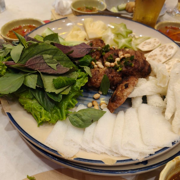 Nhà Hàng Ngon / Ngon Restaurant - Vietnamese Restaurant in Ho Chi Minh
